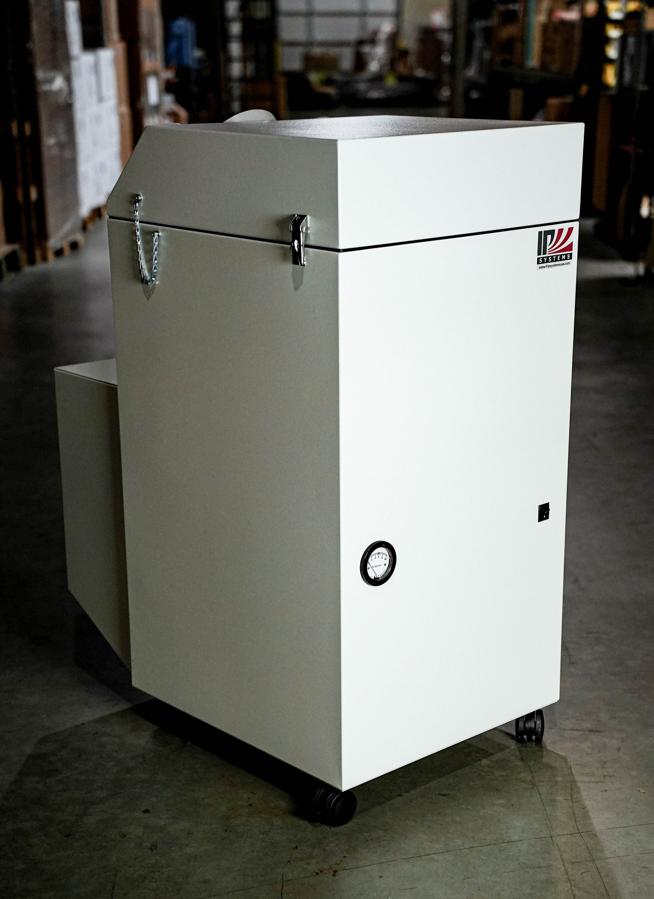 IP SYSTEMS - THE LEADERS IN PROVIDING SUPERIOR QUALITY FUME EXTRACTORS